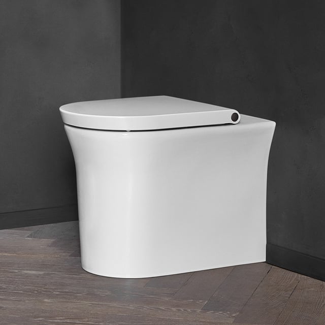 Duravit White Tulip floorstanding toilet back to wall white ...