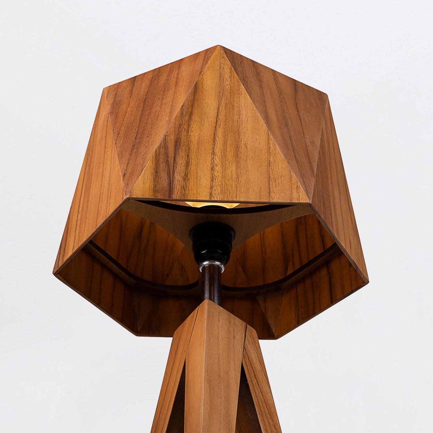 Elstead Lighting Angular Tischleuchte, E27 teak - QN-ANGULAR-TL-TEAK ...