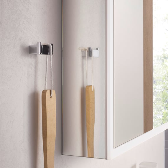 Emco Prime mirror cabinet with lighting and 3 doors surface-mounted ...