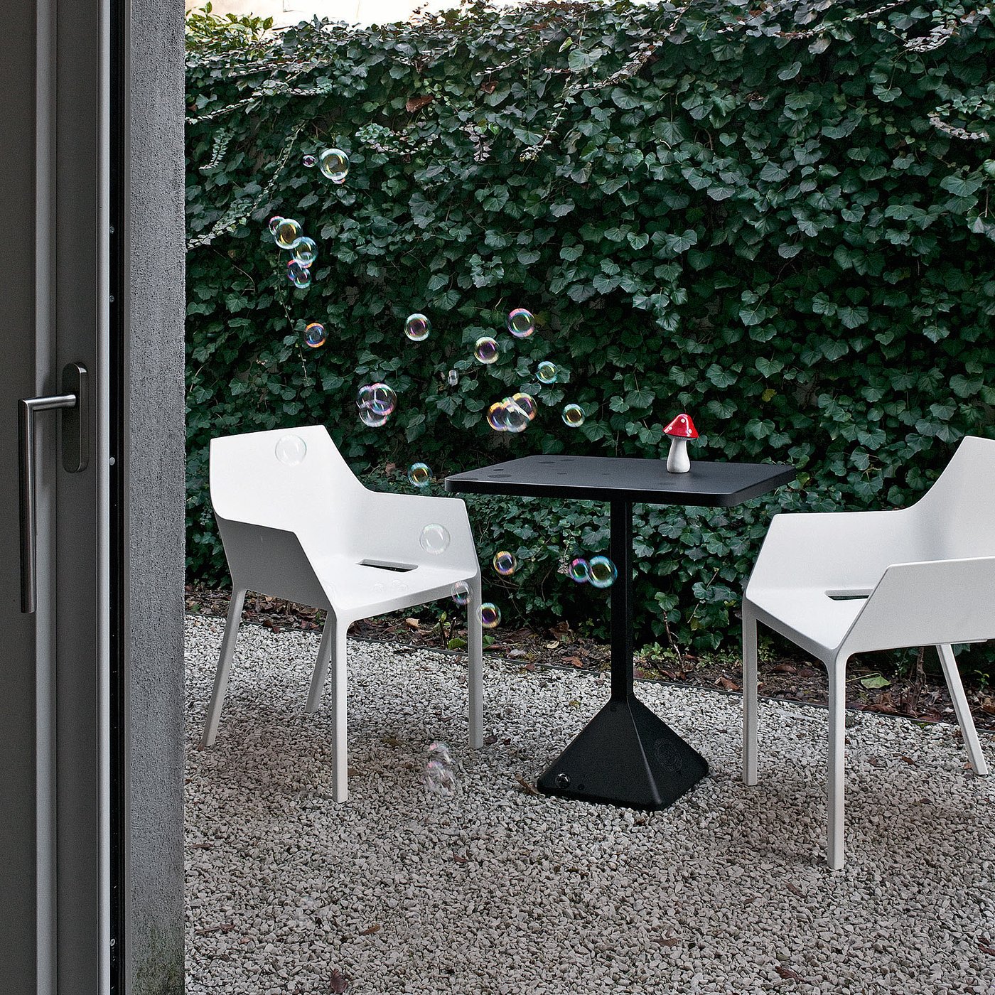 Kristalia Mem chair - 05MEM01PP01 | REUTER