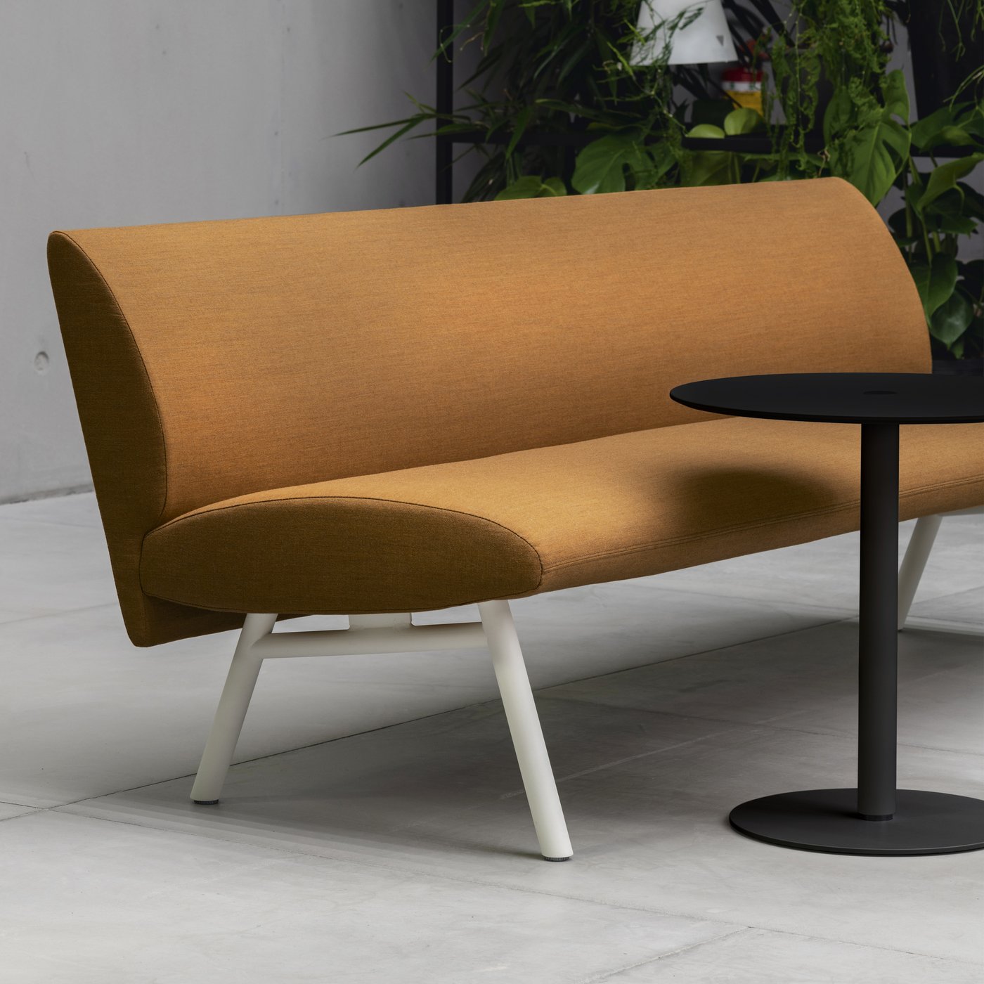 Kristalia PTB side table - 25PTB01#9004#0720 | REUTER