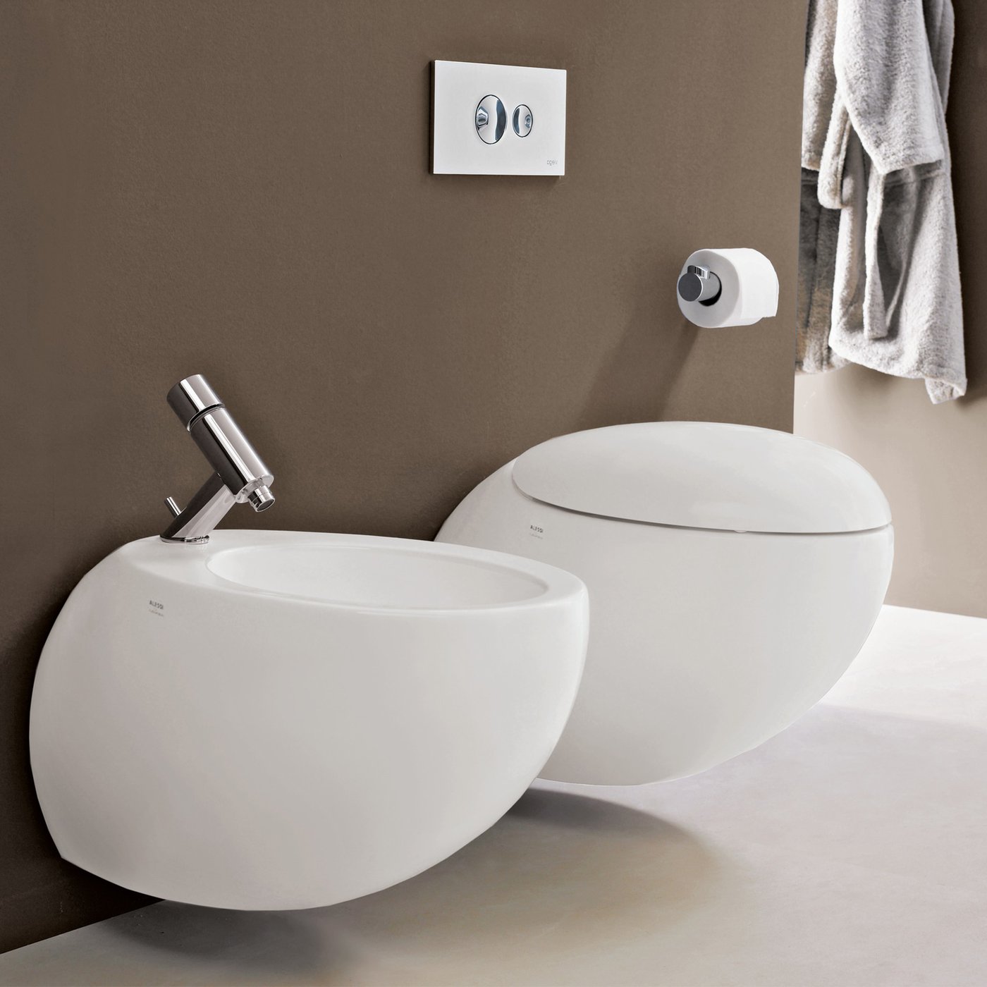 LAUFEN IL BAGNO ALESSI One wall-mounted toilet with CleanCoat (LCC ...