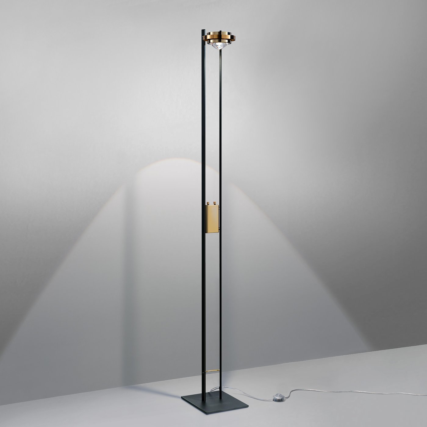 Deckenfluter Schwarz Gold