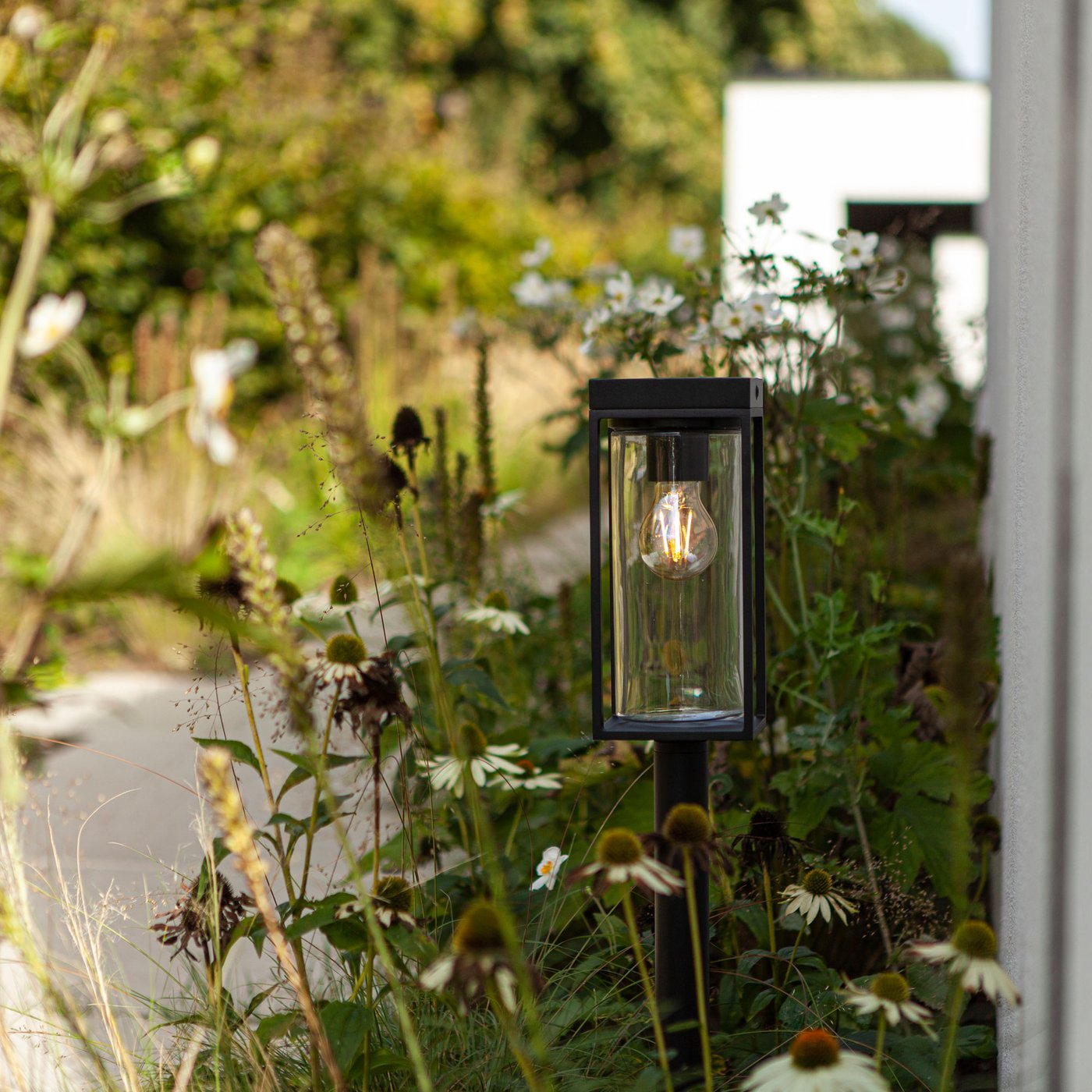 Lutec Flair solar bollard light, E27, 1 head dimmable, matt black/clear ...