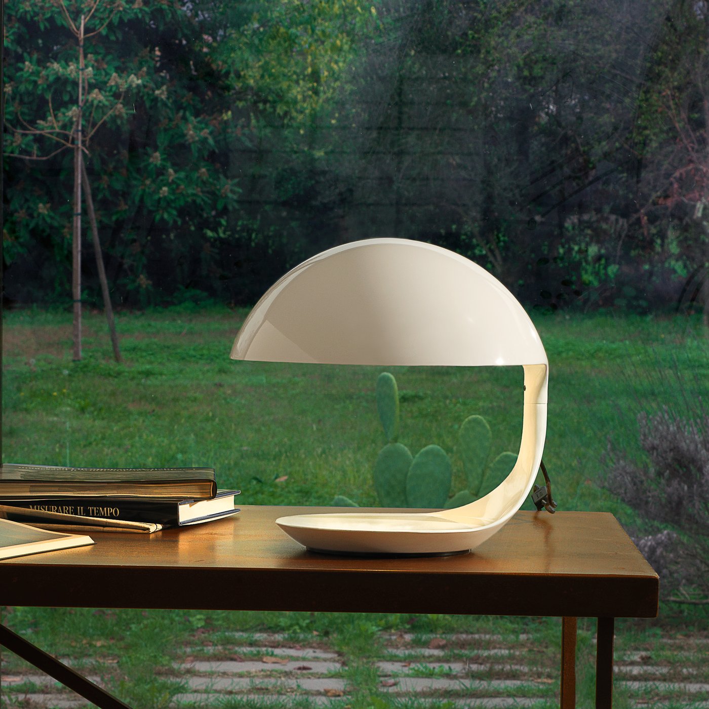 martinelli luce Cobra Tischleuchte, E27 weiß - 629 | REUTER