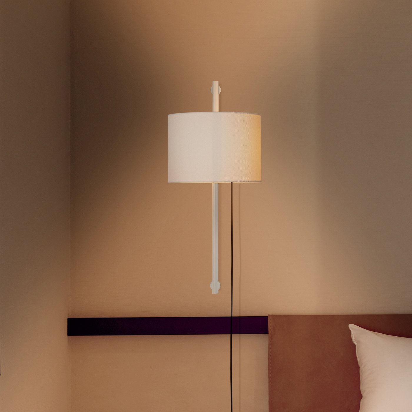Milan Twain wall light with power cord dimmable, white - 3905+6904 | REUTER