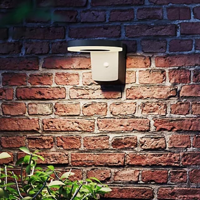 PHILIPS Zonal Ultra Efficient solar wall light, LED, round black ...