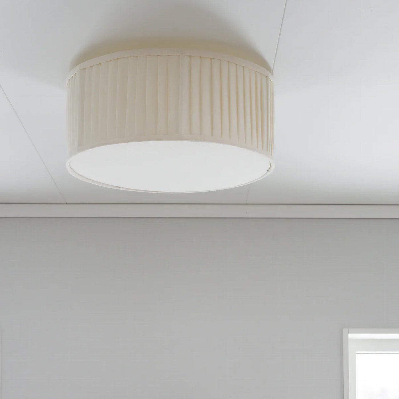 PR Home Plafond ceiling light, E27 dimmable, white - 2445-2711 | REUTER