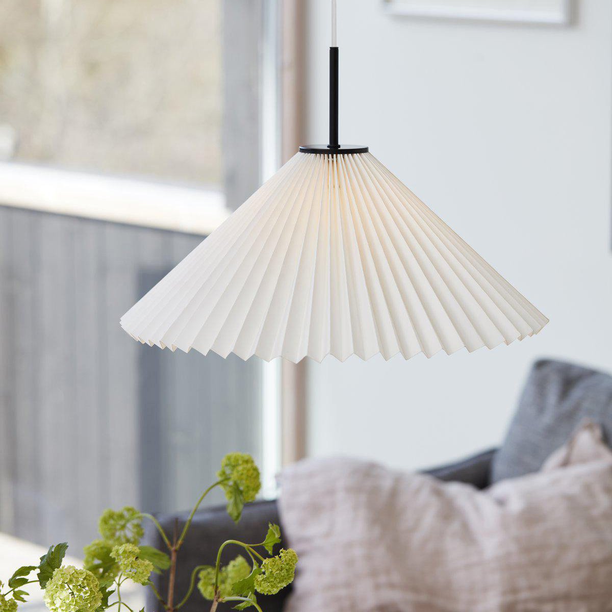 PR Home Polly pendant light, E14 dimmable, white - 3504510+BT-1410 | REUTER