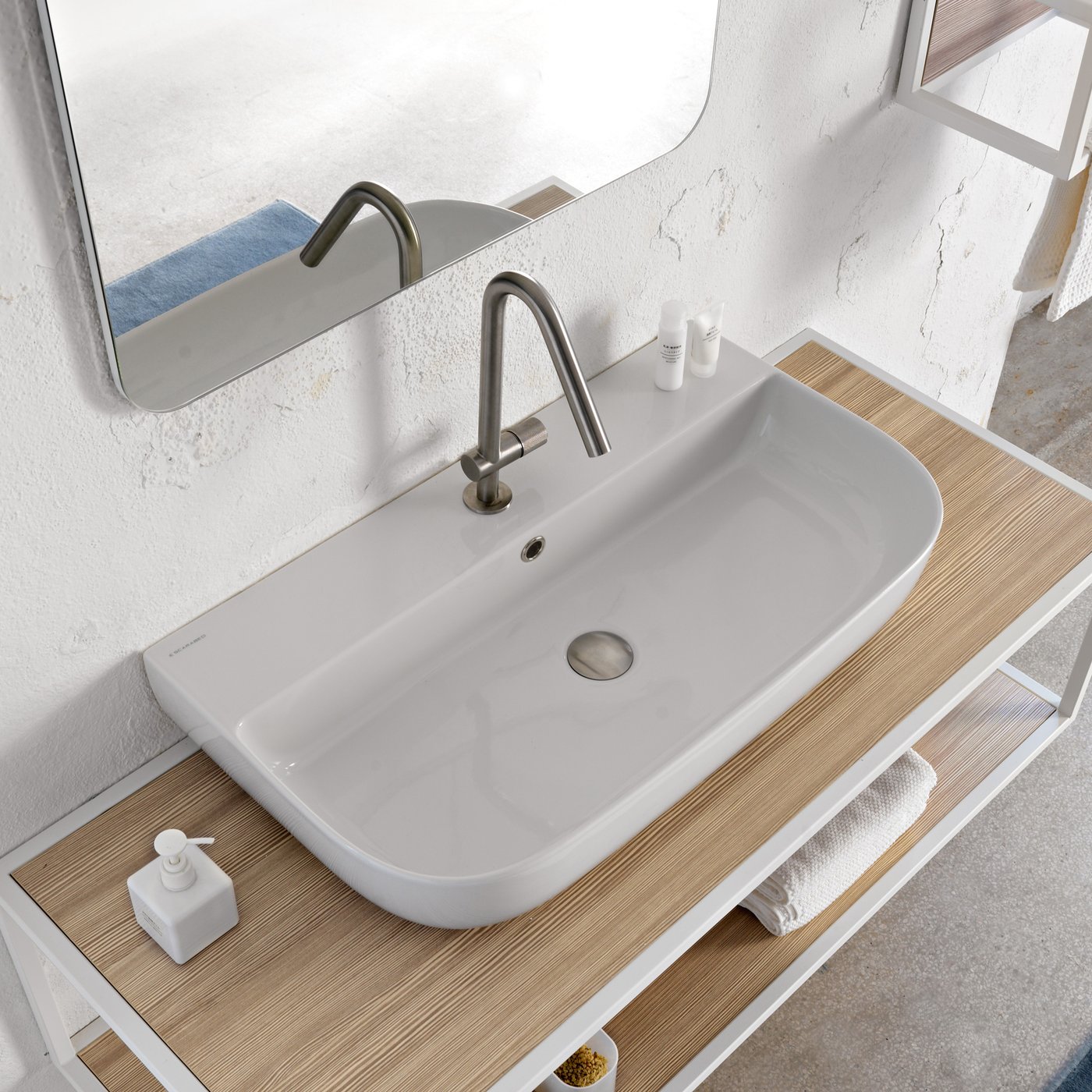 Scarabeo Glam Lavabo mural avec BioKer, blanc - 1812BK | REUTER