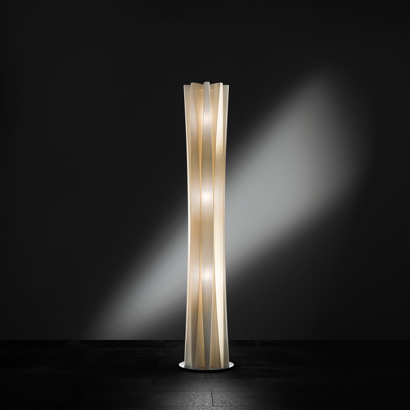 Slamp Bach Stehleuchte, E27 dimmbar, gold - BACFXL0GLD00000000EU | REUTER