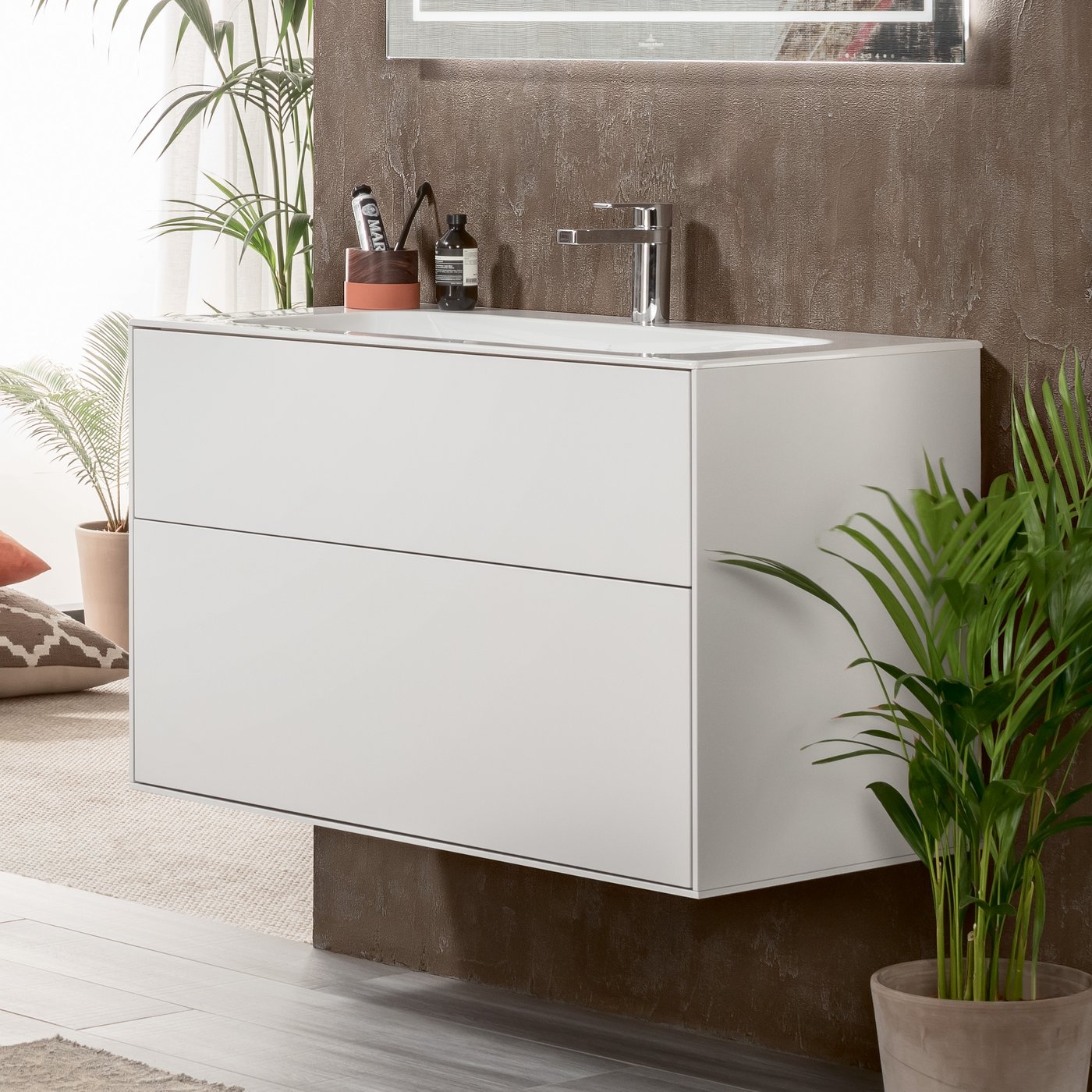 Villeroy & Boch Finion vanity unit, 2 pull-out compartments matt white ...