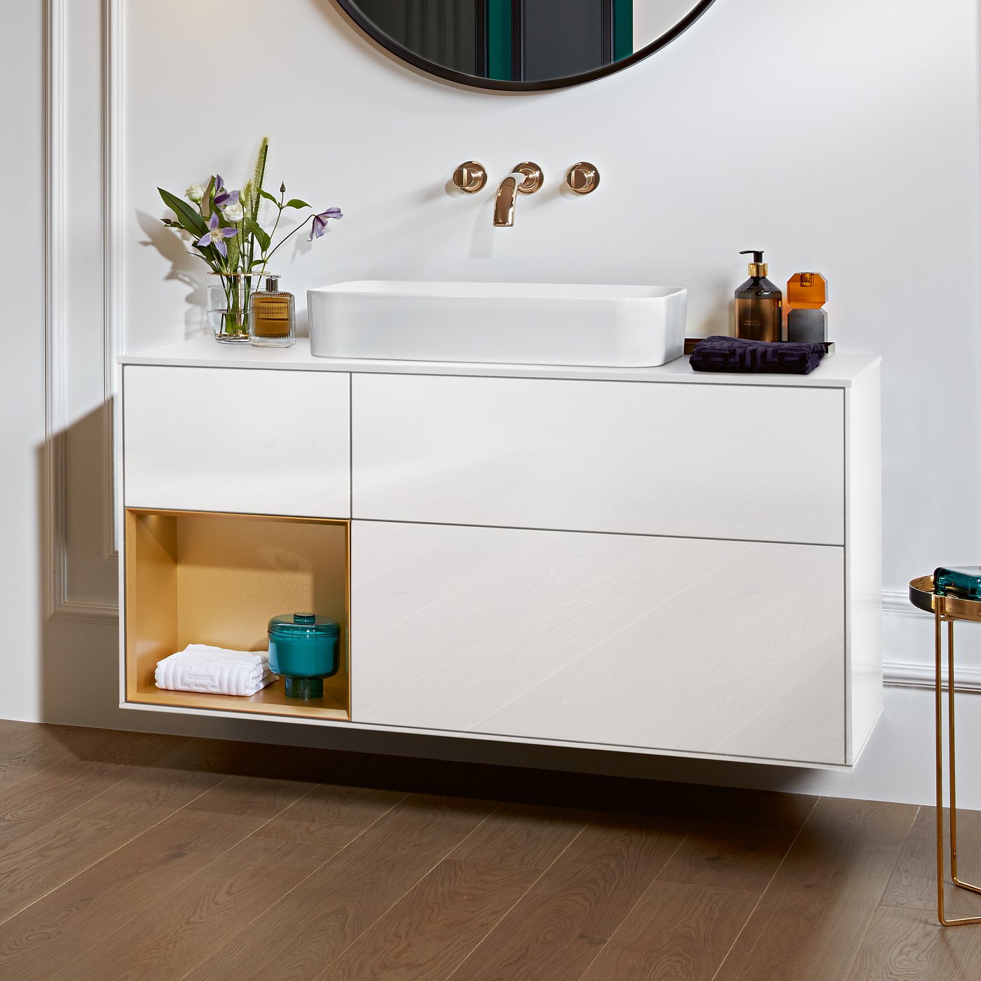 Villeroy & Boch Finion vanity unit, 3 pull-out compartments with open ...