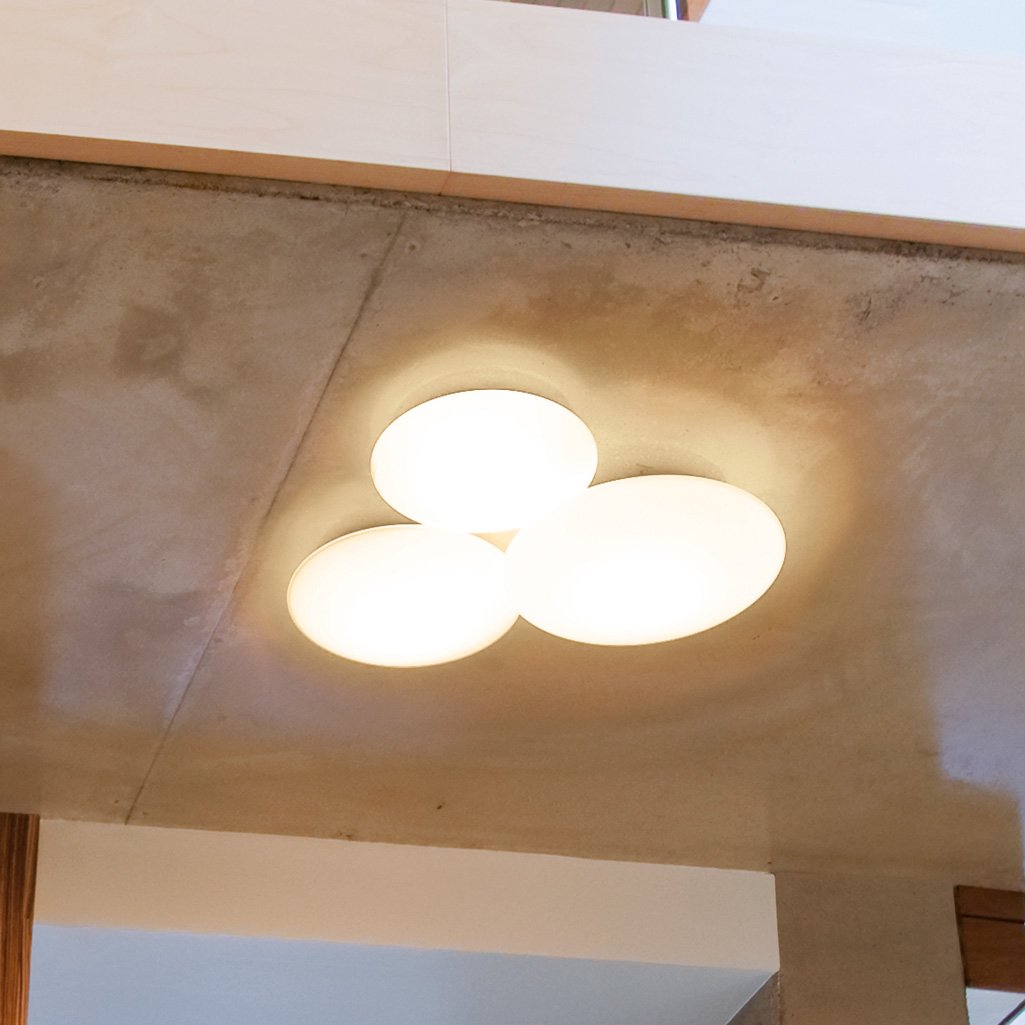 VIBIA Puck LED ceiling light, 3 heads satin - 543703/10 | REUTER