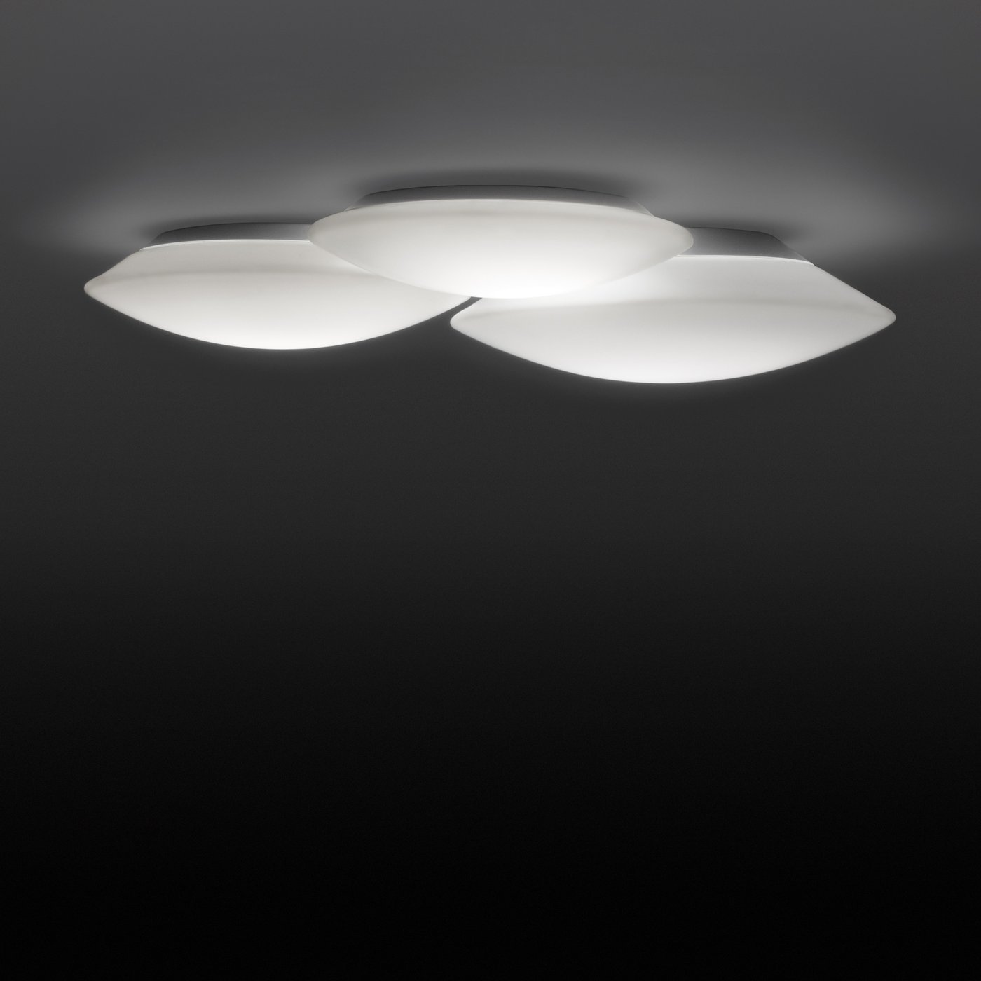 VIBIA Puck LED ceiling light, 3 heads satin - 543703/10 | REUTER