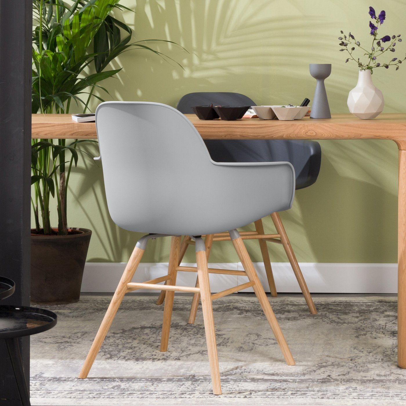 Zuiver Albert Kuip chair with armrests - 1200133 | REUTER